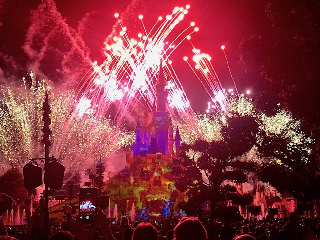 Disneyland Paris: 2 Parks in 1 Day | The Postcard