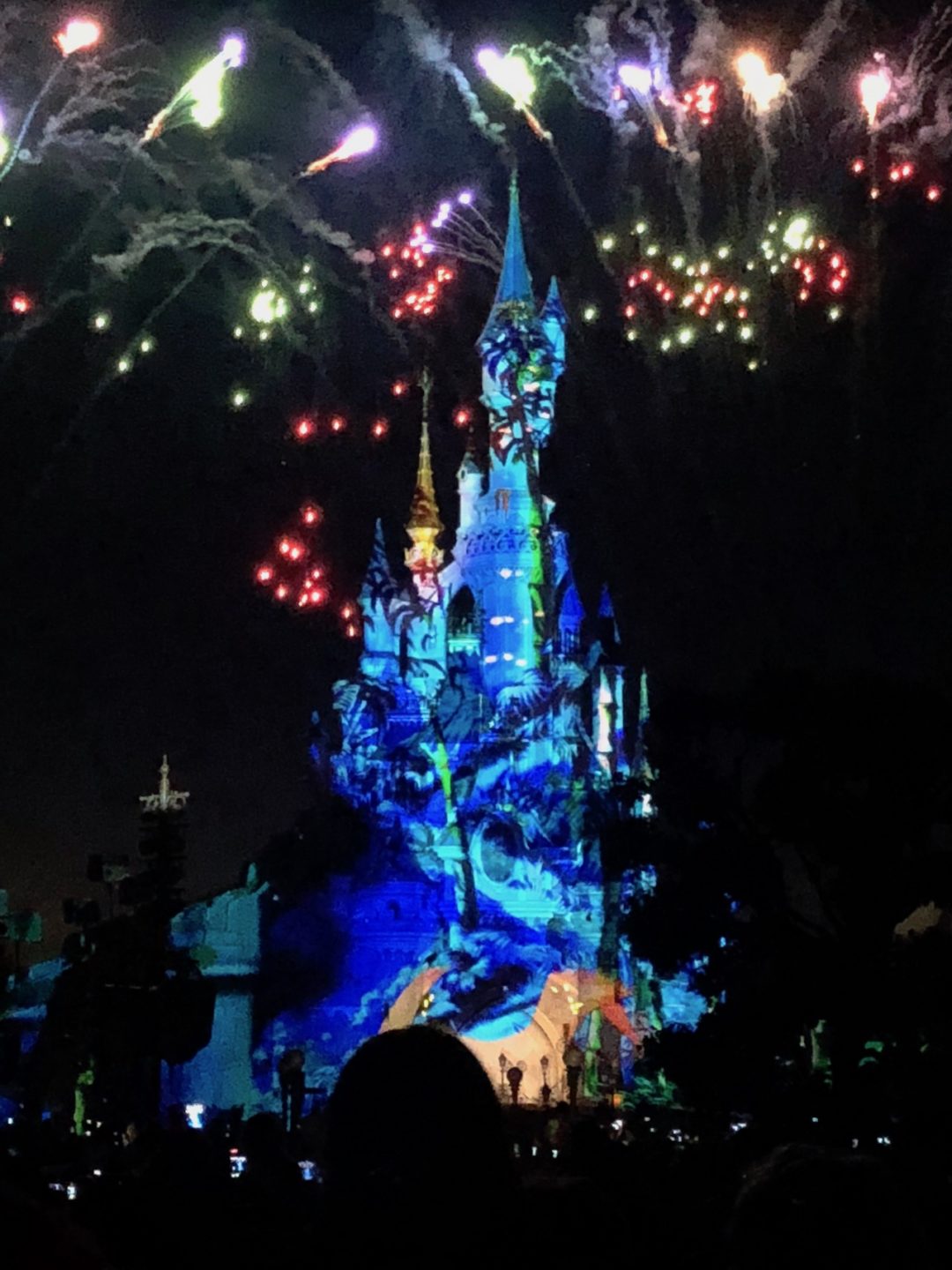 Sleeping Beauty’s Castle Light Show Fireworks Disneyland Paris | The ...