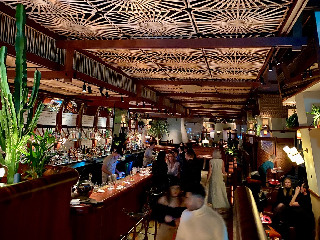 London-the-Standard-Isla-Restaurant | The Postcard