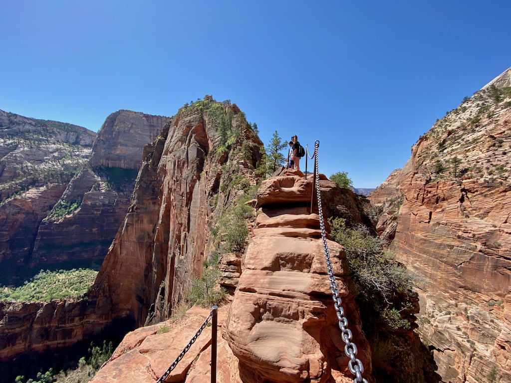 Zion-Angels-Landing-stair-chain | The Postcard